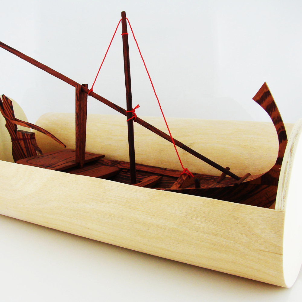 Miniature Wooden Dhoani with Box - MVLacquer